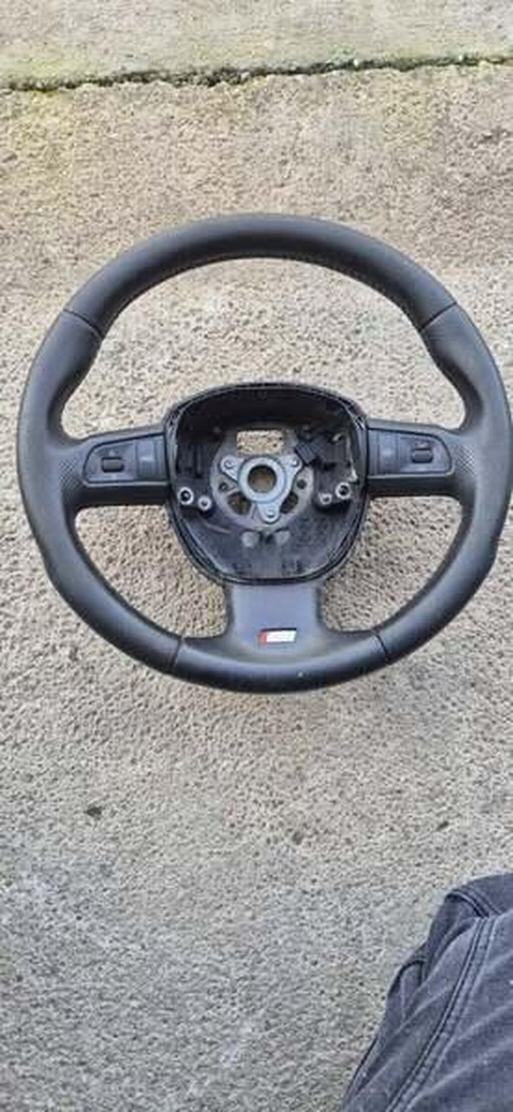 VOLAN S LINE ZA AUDI A3 | Volan mf a3 s line. Kao sa slike u ok