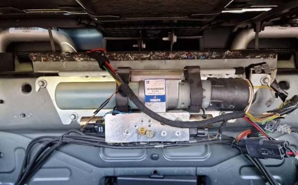 PUMPA ZA KROV KABRIO ZA OPEL ASTRA H | Svi delovi za Opel vozila