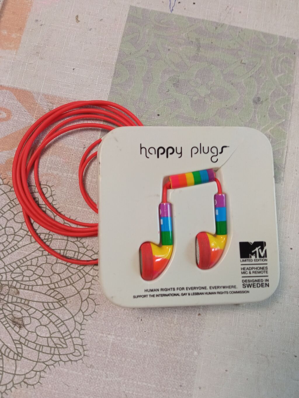 Happy Plugs žičane slušalice – MTV Limited Edition - Model: Happy