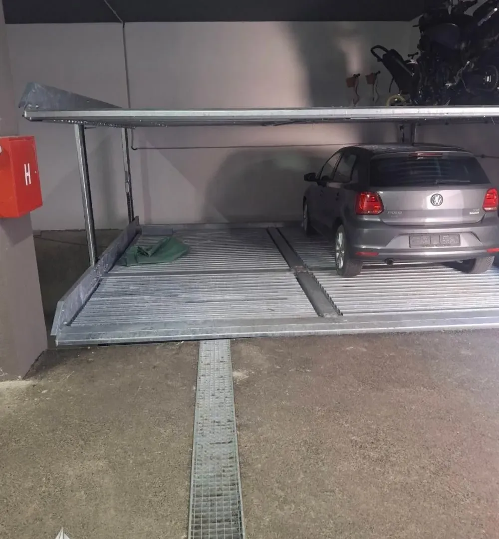 Prodaja, parking/garaža, 12m², Zemun Gornji Grad, Zemun Sve Podlokacije