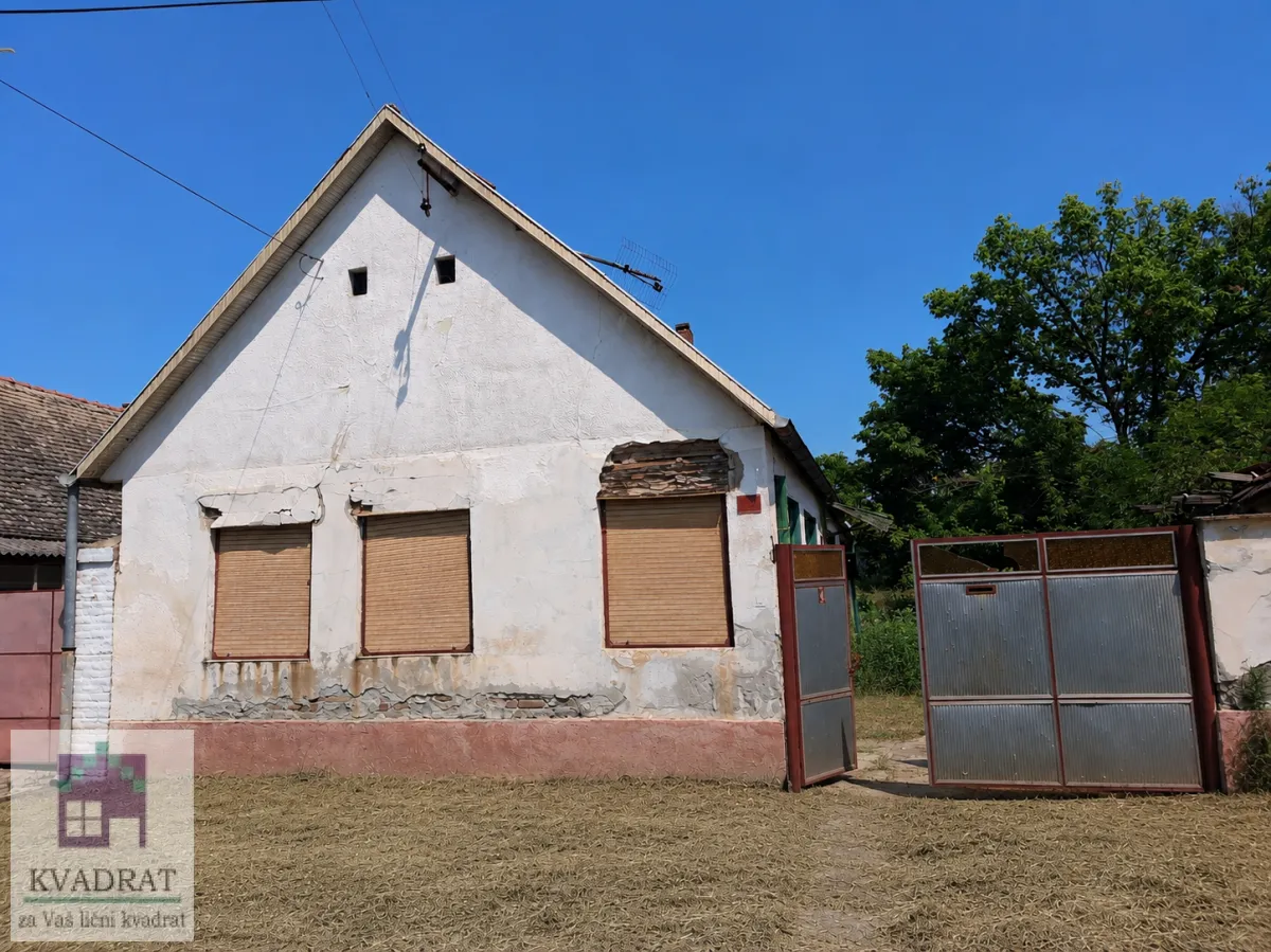 Prodaja, plac, 700m², Bač, Novi Sad