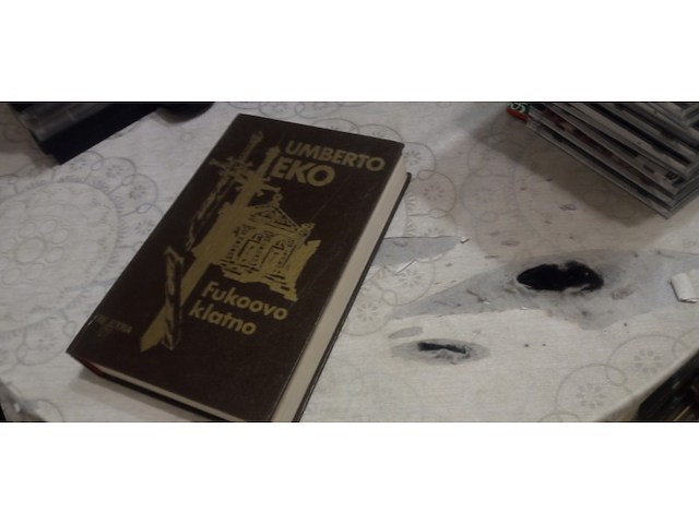 Fukoovo klatno- Umberto Eko