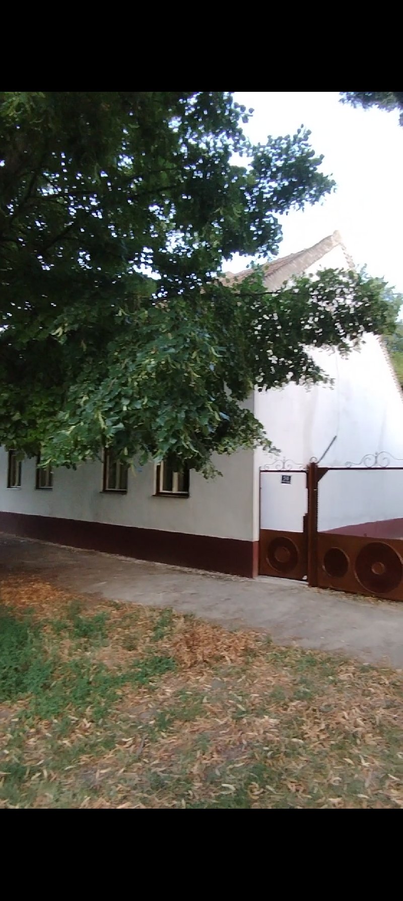 Prodajem kuću