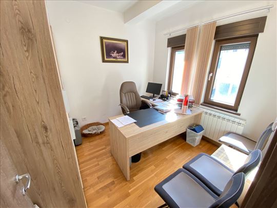 Kancelarija Centar Dimitrija Tucovica 50m2