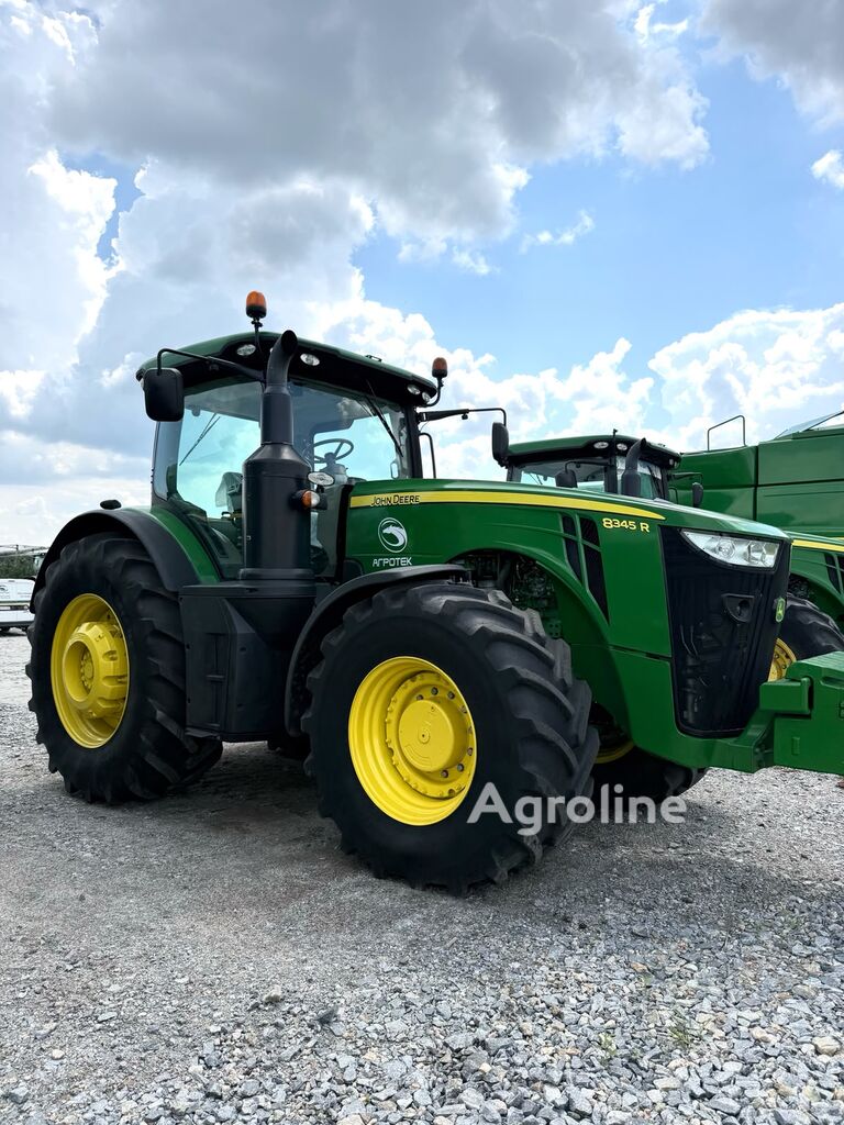 John Deere 8345R traktor točkaš