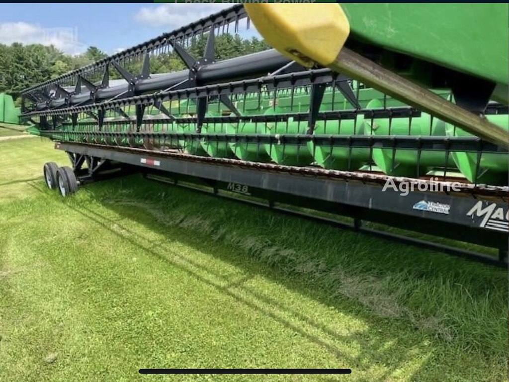 John Deere 635F adapter za žito