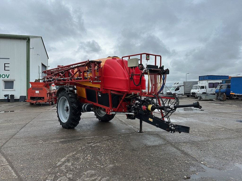 FORRÁS V 4000/24 sprinkler vin 222 vučena prskalica