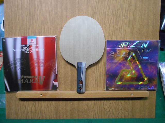 Kvalitetan reket za stoni tenis (z 11)