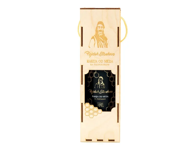 Hajduk Stankova rakija Medovača 750ml limitirana serija