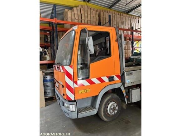 Prodaje se IVECO 65E12 kiper na aukciji