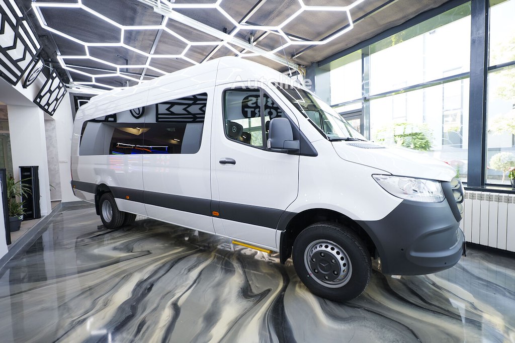 Novi Mercedes-Benz Sprinter 517 L4H2 putnički minibus