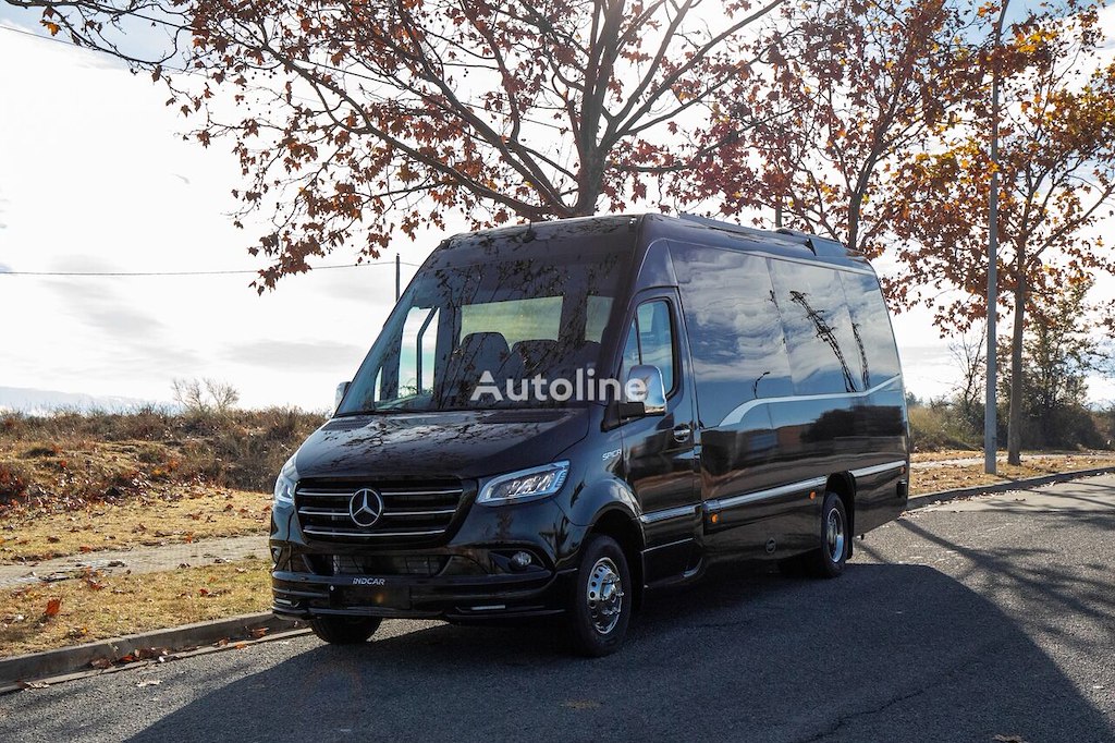 Novi Indcar Spica putnički minibus