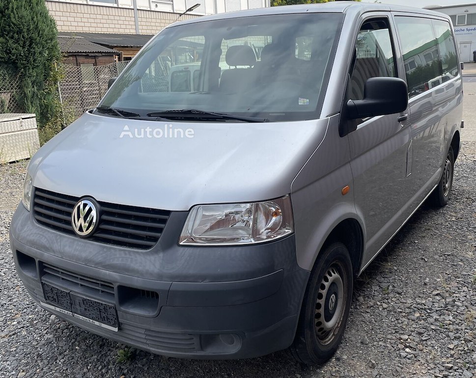 Volkswagen Transporter T5 kombi minibus