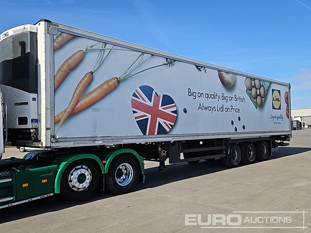Prodaje se Schmitz Cargobull Tri Axle Refrigerated Trailer, Tail Lift poluprikolicu hladnjaču na aukciji