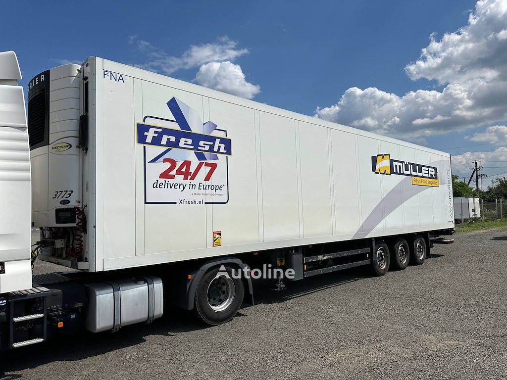 Schmitz Cargobull SCB S3T poluprikolica hladnjača