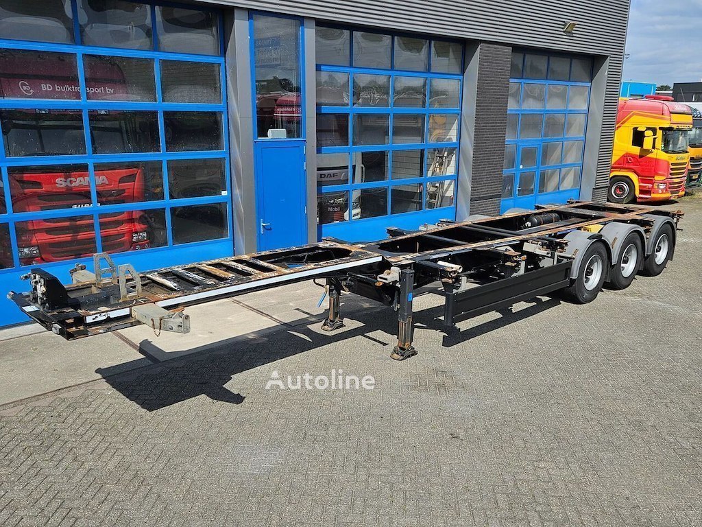 Renders Euro 800 20-2x20-30-40-45HC Apk geschoopeerd poluprikolica za prevoz kontejnera