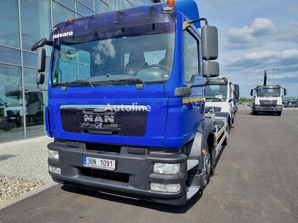 MAN TGM 15.290 + NOSIČ KONTEJNERU 10T kamion rol kiper