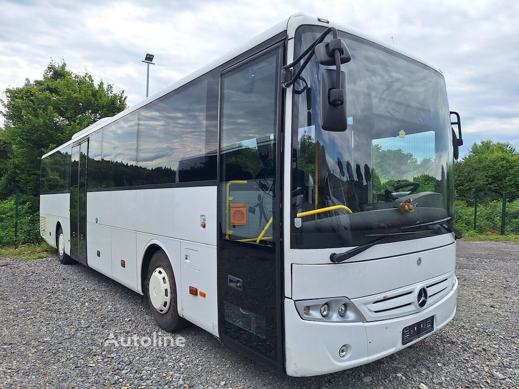 Mercedes-Benz 2×Intouro prigradski autobus