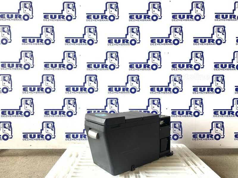 504195453 frižider za auto za IVECO STRALIS tegljača