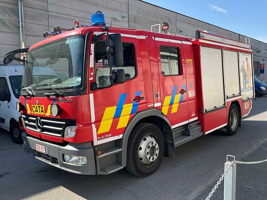 Prodaje se Mercedes-Benz Atego vatrogasno vozilo na aukciji