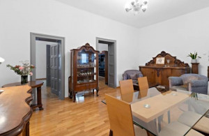 Troiposoban salonski stan u Nušićevoj ulici, Terazije, 103m2