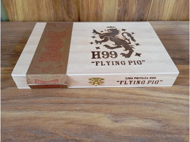 Flying pig kutija