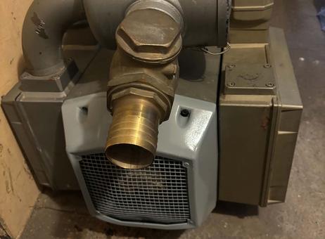 Beker VTLF 250 vakuumska pumpa