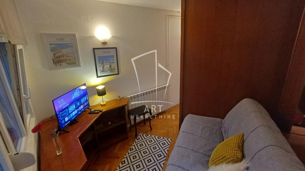 Makedonska, Jednosoban stan za izdavanje, 32m2, 500€