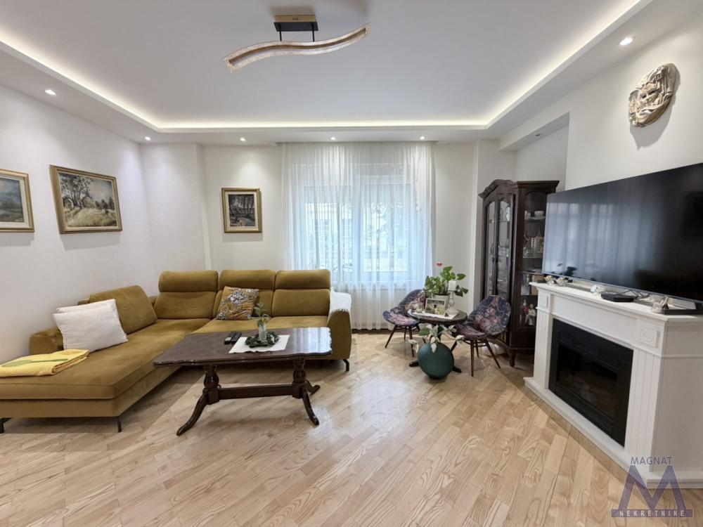 Trosoban stan na prodaju, 79m2, 169.000€