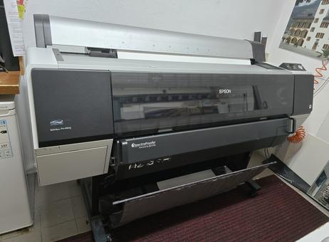 Velikoformatni inkjet crtač Epson Stylus Pro 9900