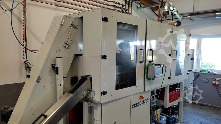 Indukcioni automat za kaljenje
Grimm Automatic Induction Hardening Machine