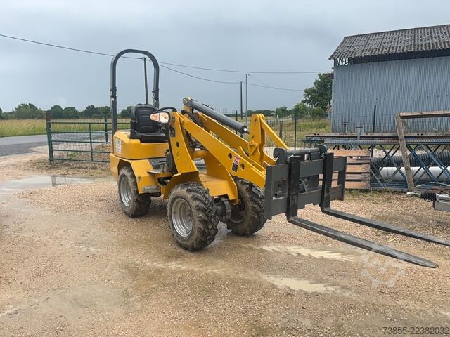 Utovarivač
Wheel Loader 180