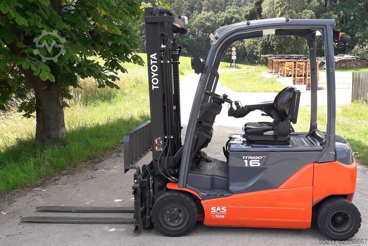 Viljuškar
Toyota 8FBM16T