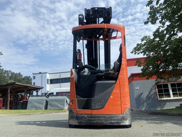 Reach truck
BT RRE 160