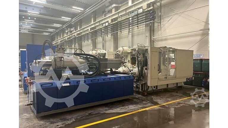 Mašina za brizganje plastike
ENGEL DUO 3550/650