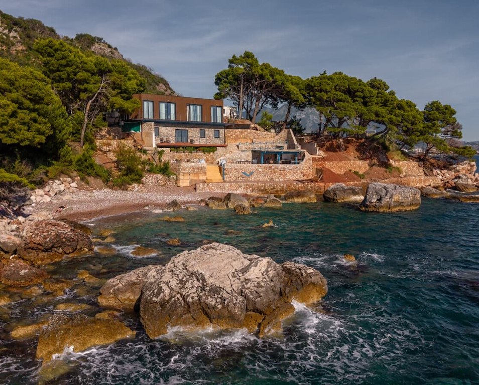 Lux vila – Crvena plaža