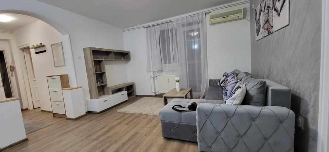 Izdaje se kompletno namešten stan-Radijalac Suboti