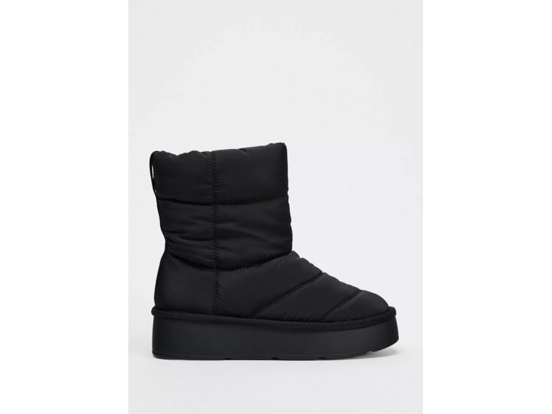 Zara cizme kao nove