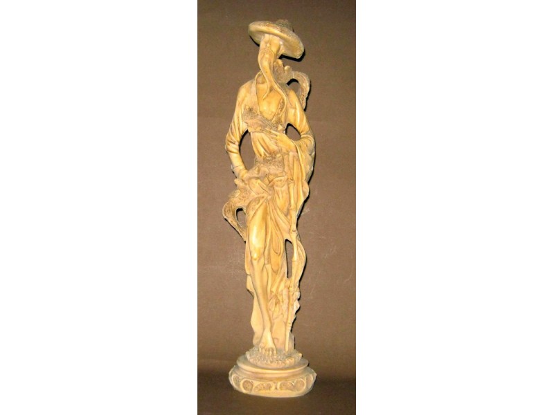 FIGURA - MLEVENI KAMEN 49cm