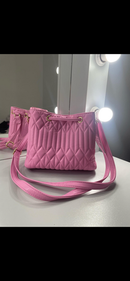 Pinki torbica