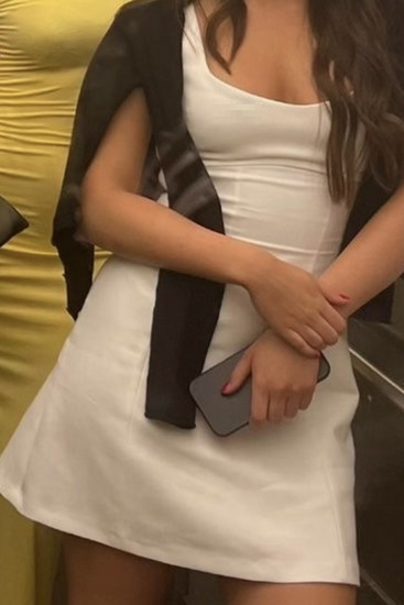 Zara mini bela haljina