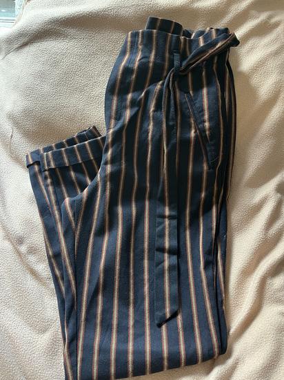 Zara pantalone RASPRODAJA