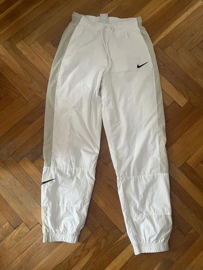 Ženski Nike šuškavi donji deo XS