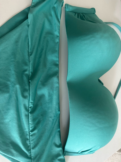 Calzedonia kupaci
