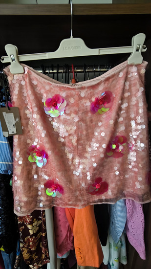 River Island 40