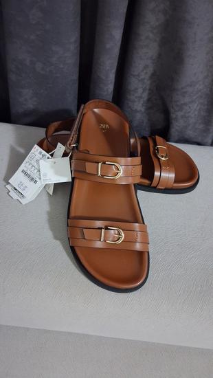 SNIZENE Zara sandale nove sa etiketom 39/40