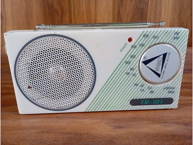 ESC TR-101 radio