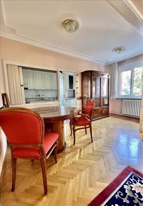 Odličan 4.0 stan, 108m2, Resavska