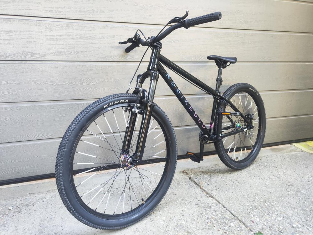 NS BIKES Metropolis 3 dirt jumper