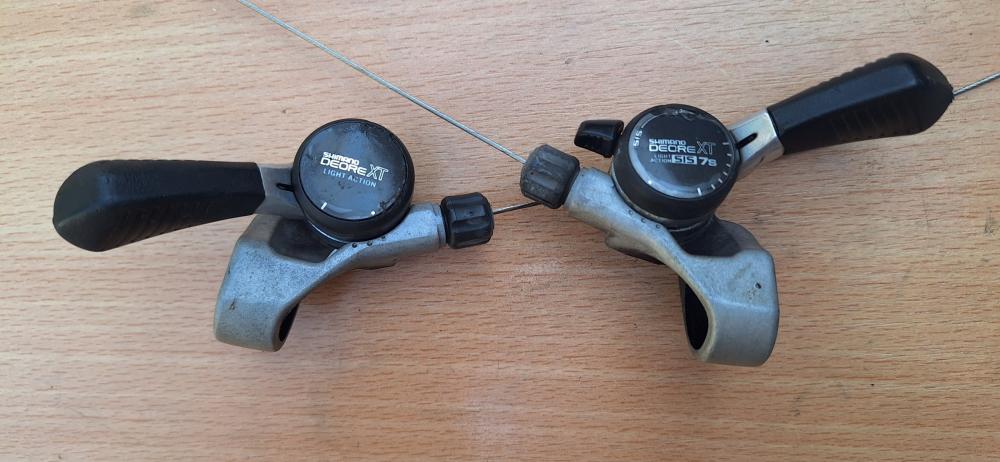 Retro šiifteri Shimano Deore XT SL-M732 3 x 7 s